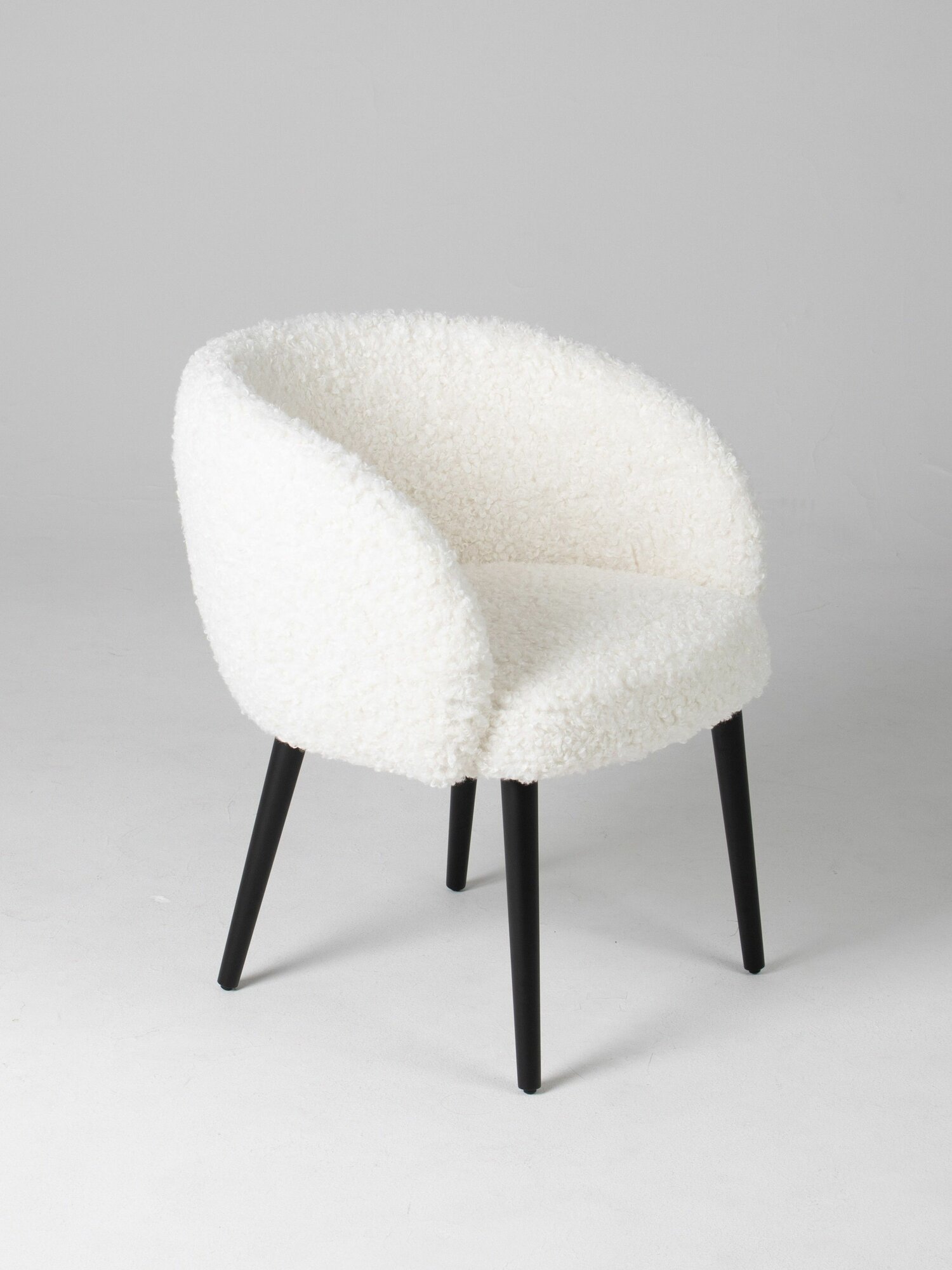 Классическое кресло HOLLY