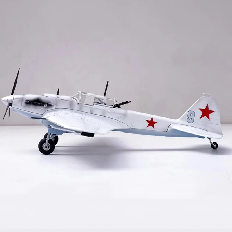 Модель самолета IL-2 IL-2A Panzerkampf 1:72