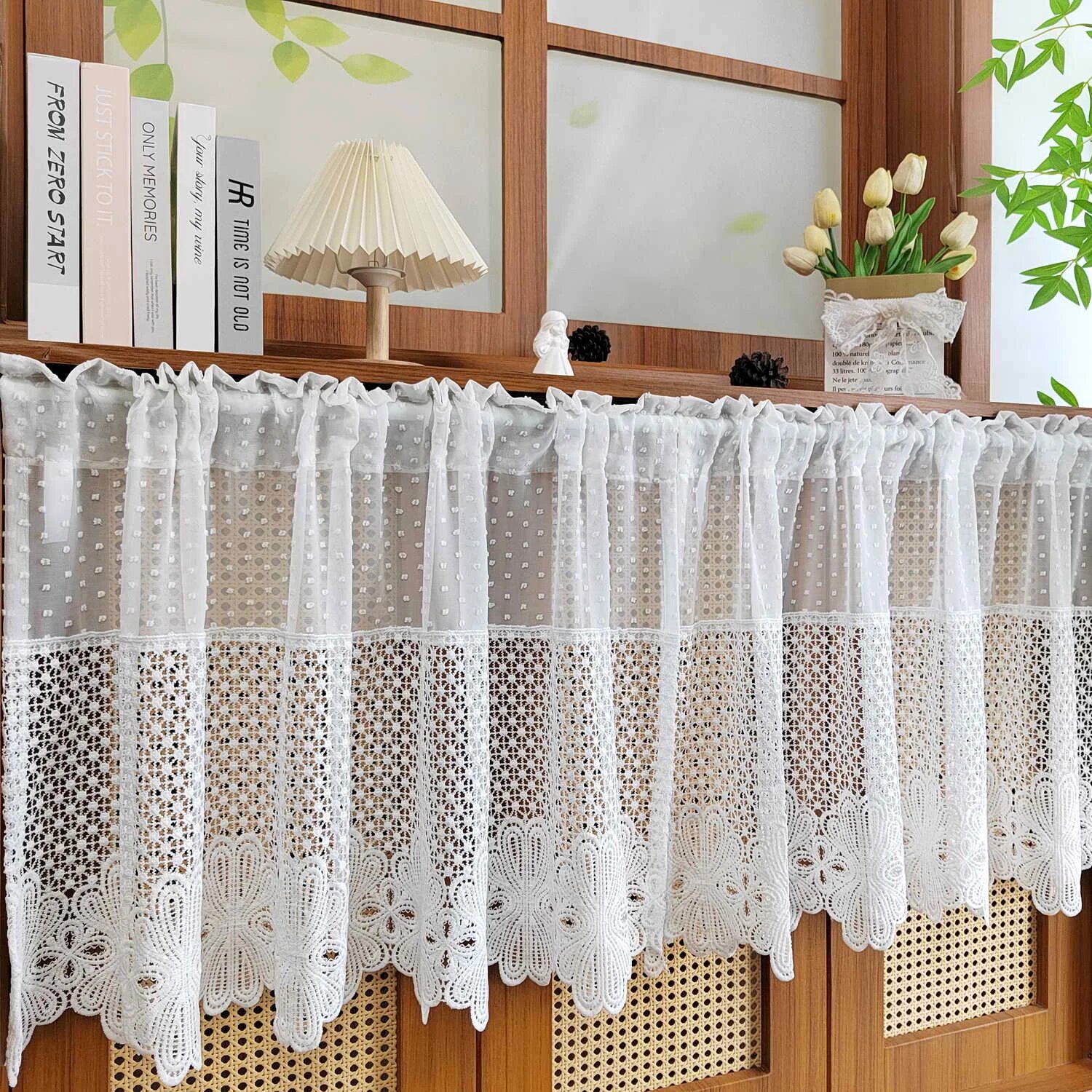 Ламбрекен-штора тияна белая цветочный узор 1 Panel W100xH55cm