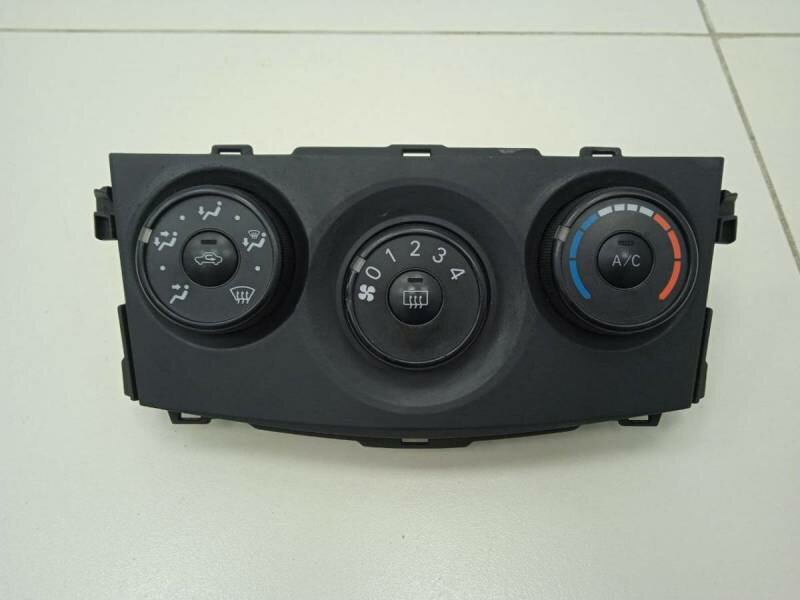 Блок управления отопителем Toyota Corolla E150 2006-2013 кат.номер: 5590312010 5590212060 5590112140 5540612480 5540612440
