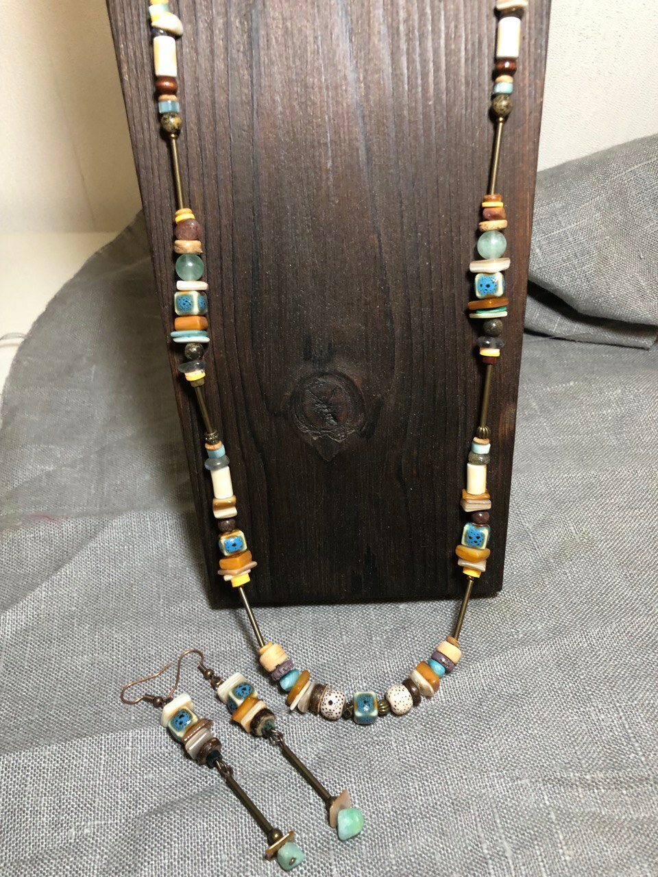 Комплект бижутерии: колье, серьги, керамика