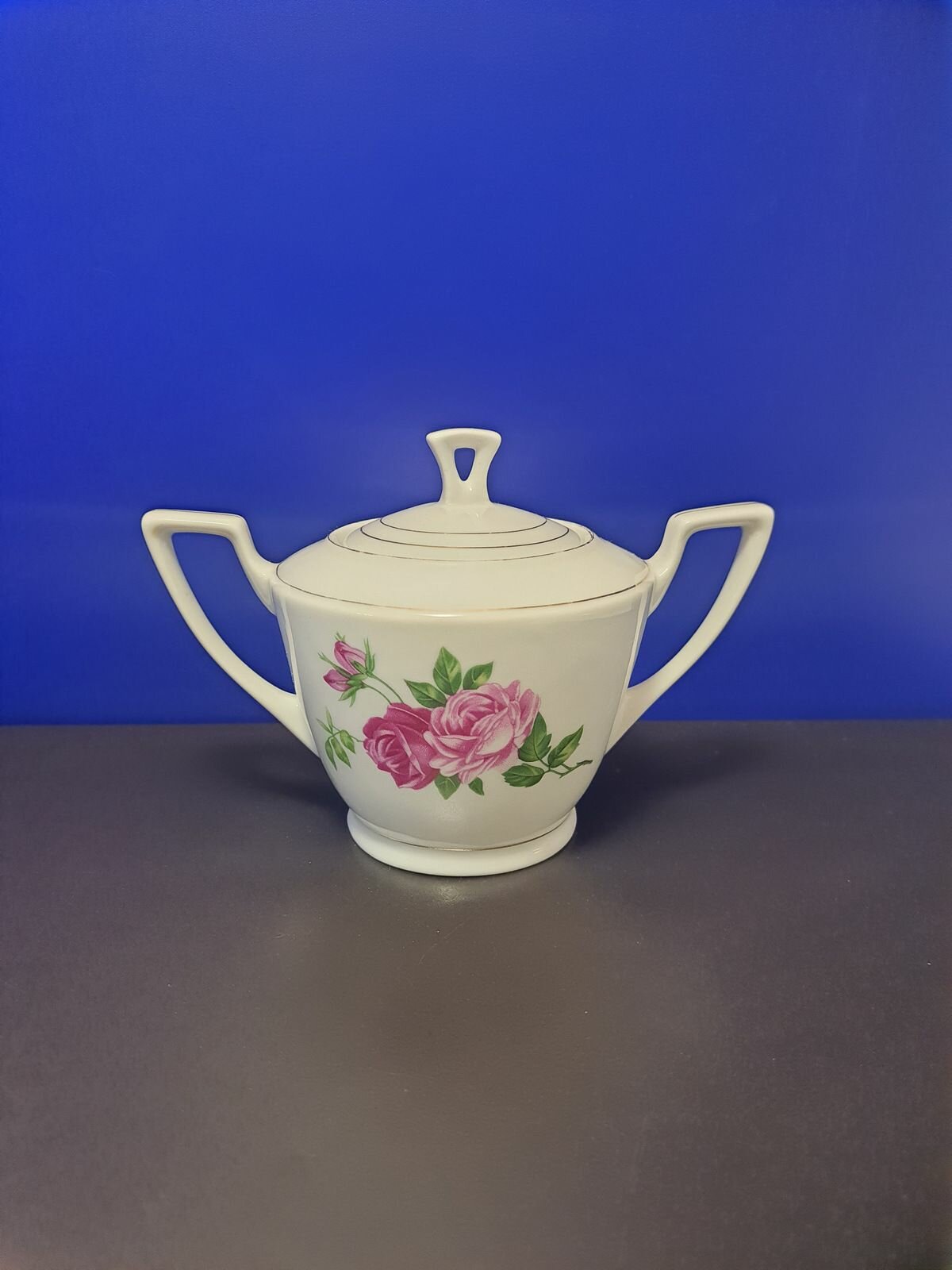 Винтажная фарфоровая сахарница Розы, Китай, 60-80 гг