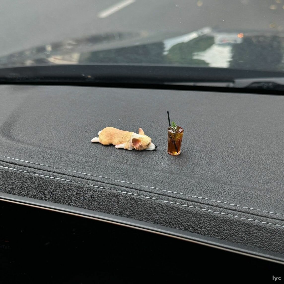 Эксклюзивный аксессуар для автосалона