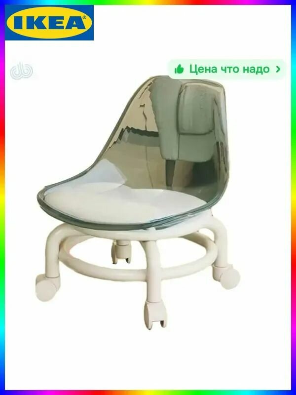 Компактный деревянный табурет для дома и дачи