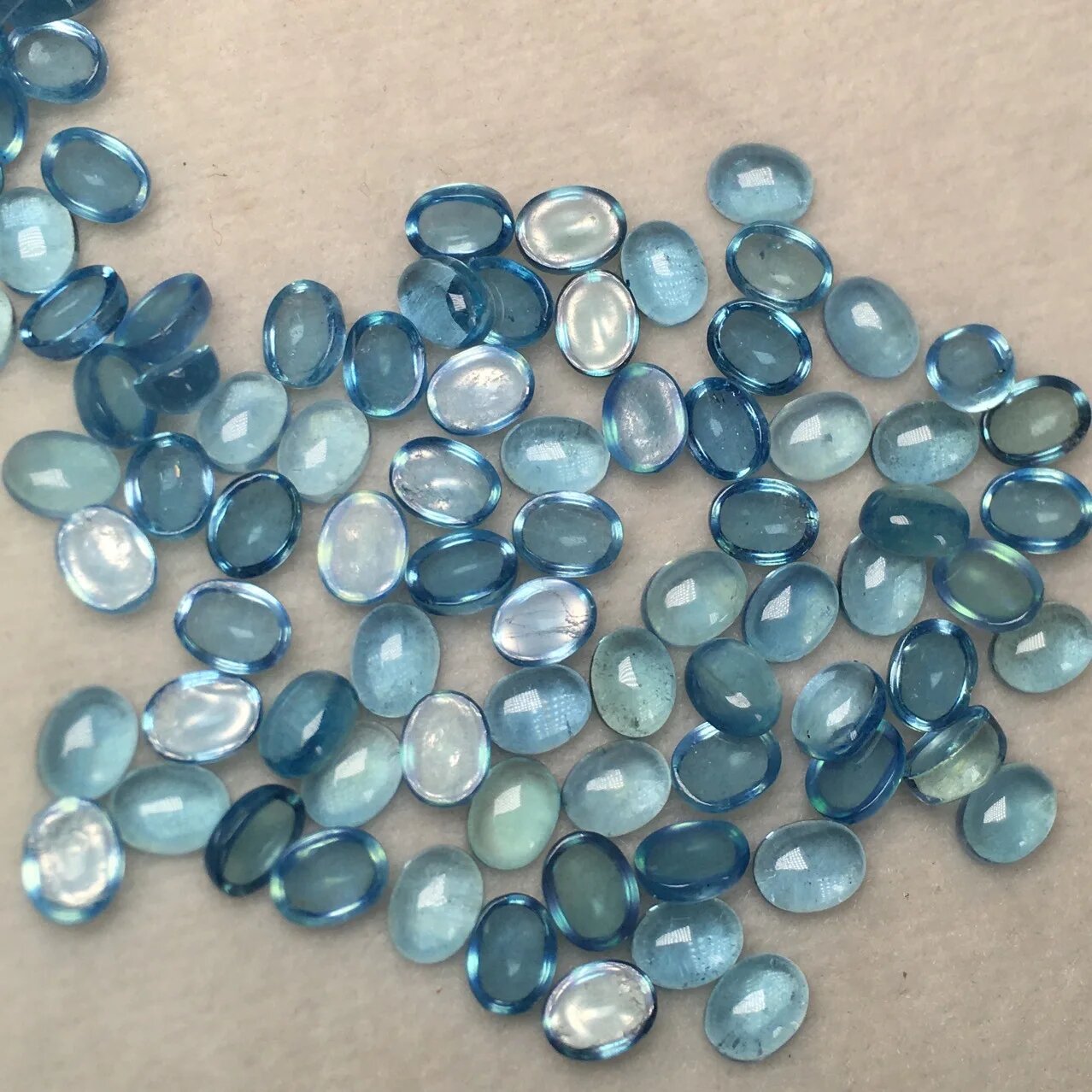 Кабошоны из аквамарина PANGEM 5 шт. 8x10mm 5pcs