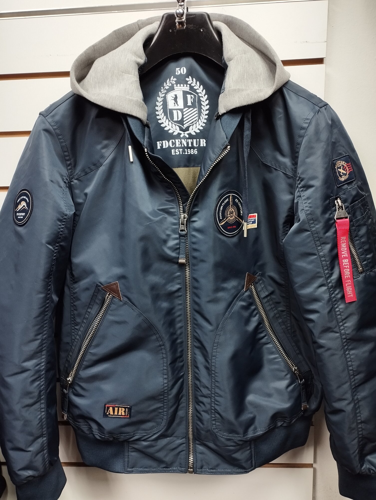 Бомбер бомбер