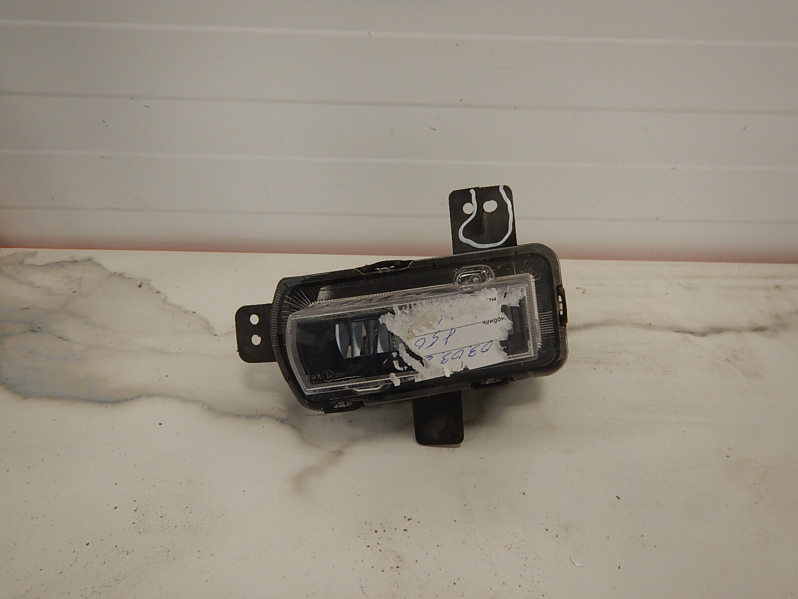 Б/У Фара противотуманная левая, Geely (Джили)-COOLRAY (20-) GEELY COOLRAY (20-) Трещина на крепление,царапины. 601194 GE...