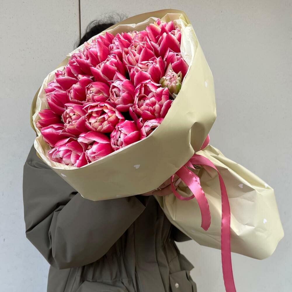 Букет из пионовидных тюльпанов