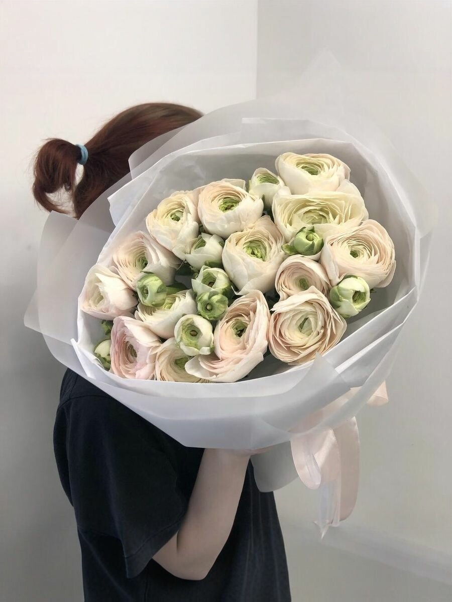 Букет из ранункулюсов сорта Ханой