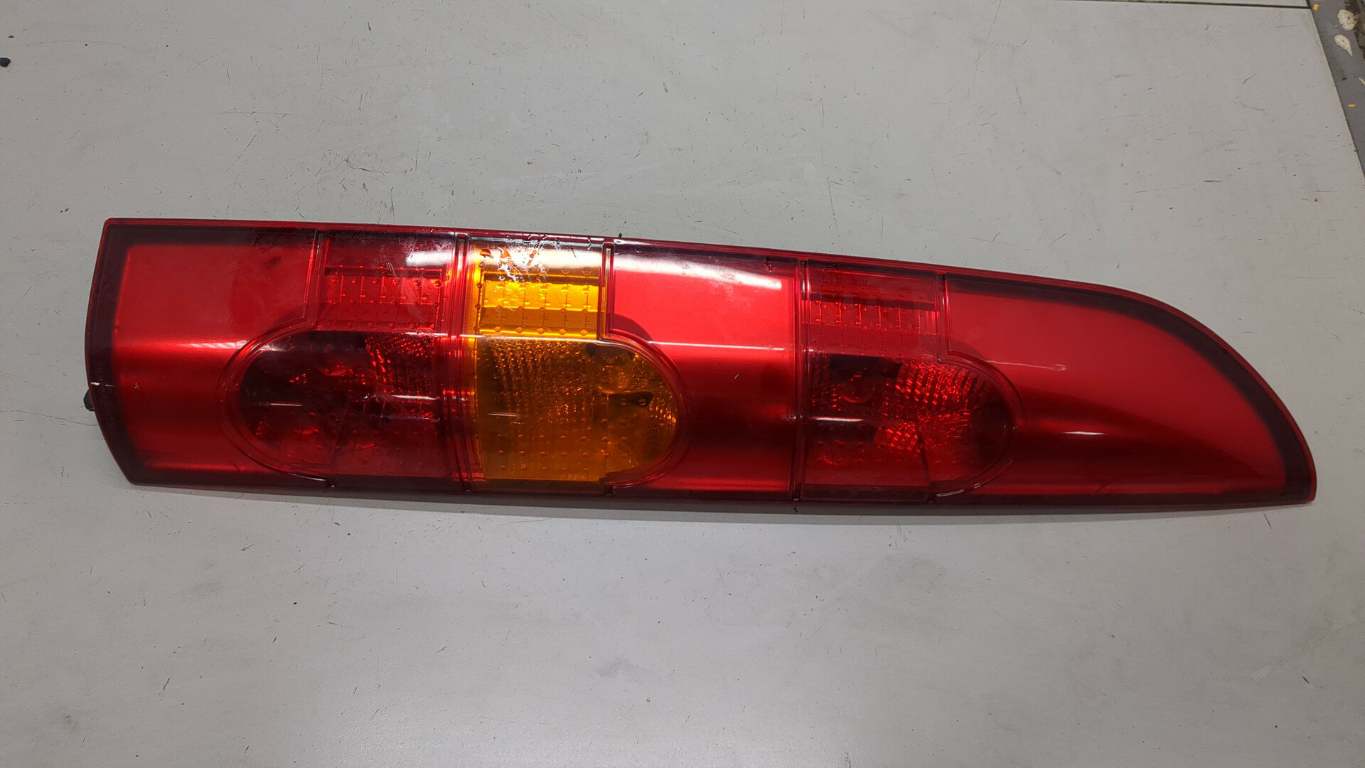 Фонарь (задний) левый Renault Kangoo Б/У