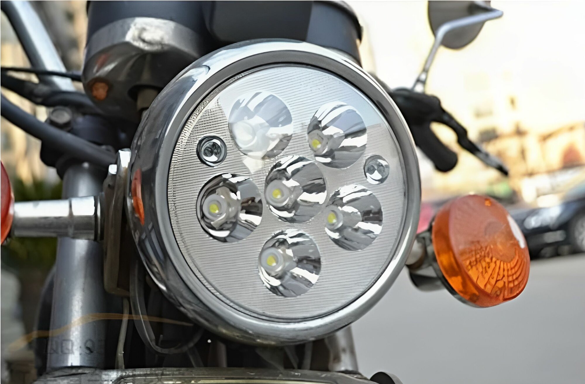 Фара на мопед DELTA, ALPHA (D-140мм) круглая LED 8+1 лампочек светодиодная