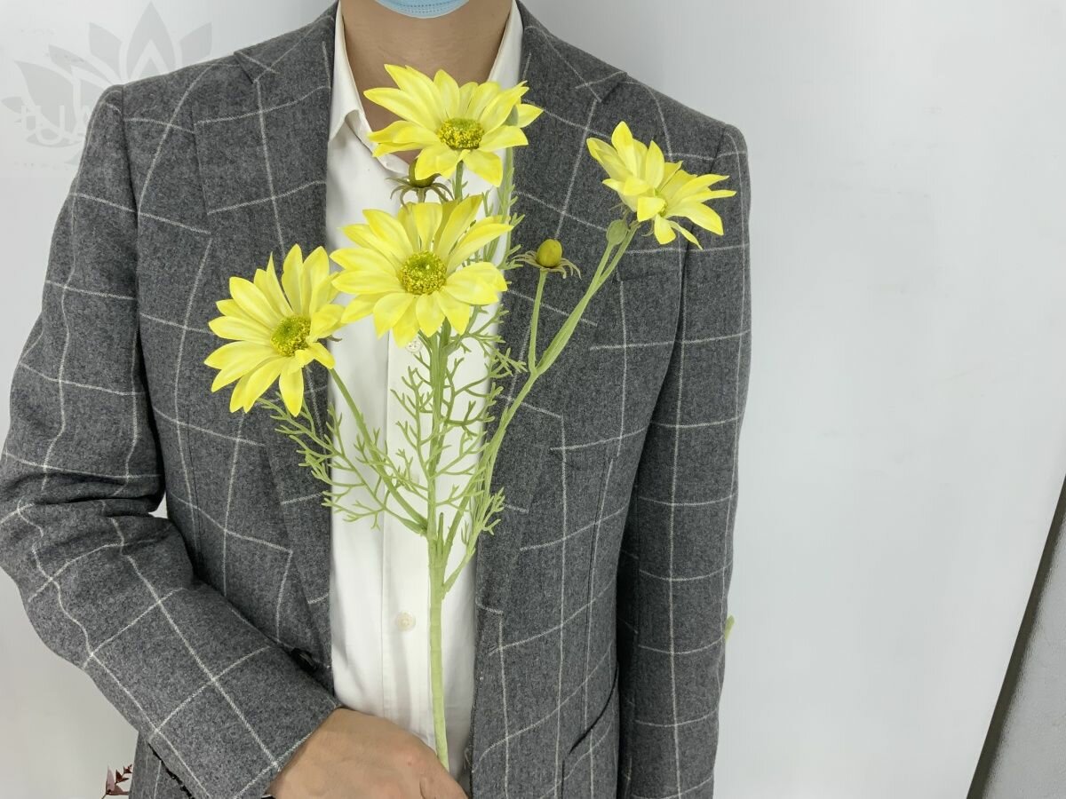 Искусственные цветы для декора интерьера премиум из силикона Ромашка гербера желтая 2 ветки 65 см