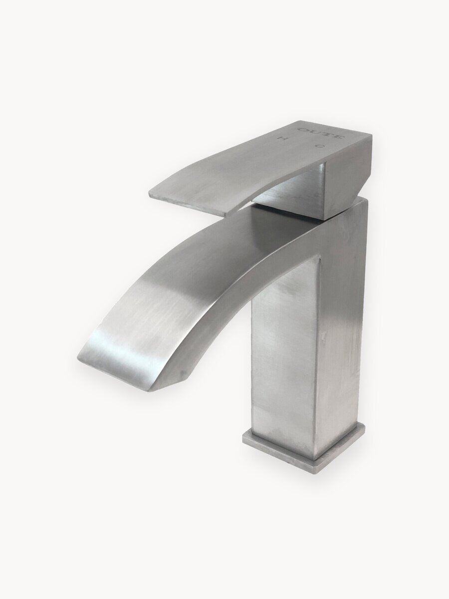 Смеситель для раковины в ванную/ Излив водопад/ Смеситель для раковины хром/ Смеситель для умывальника/ Нержавеющая сталь/ Сатин