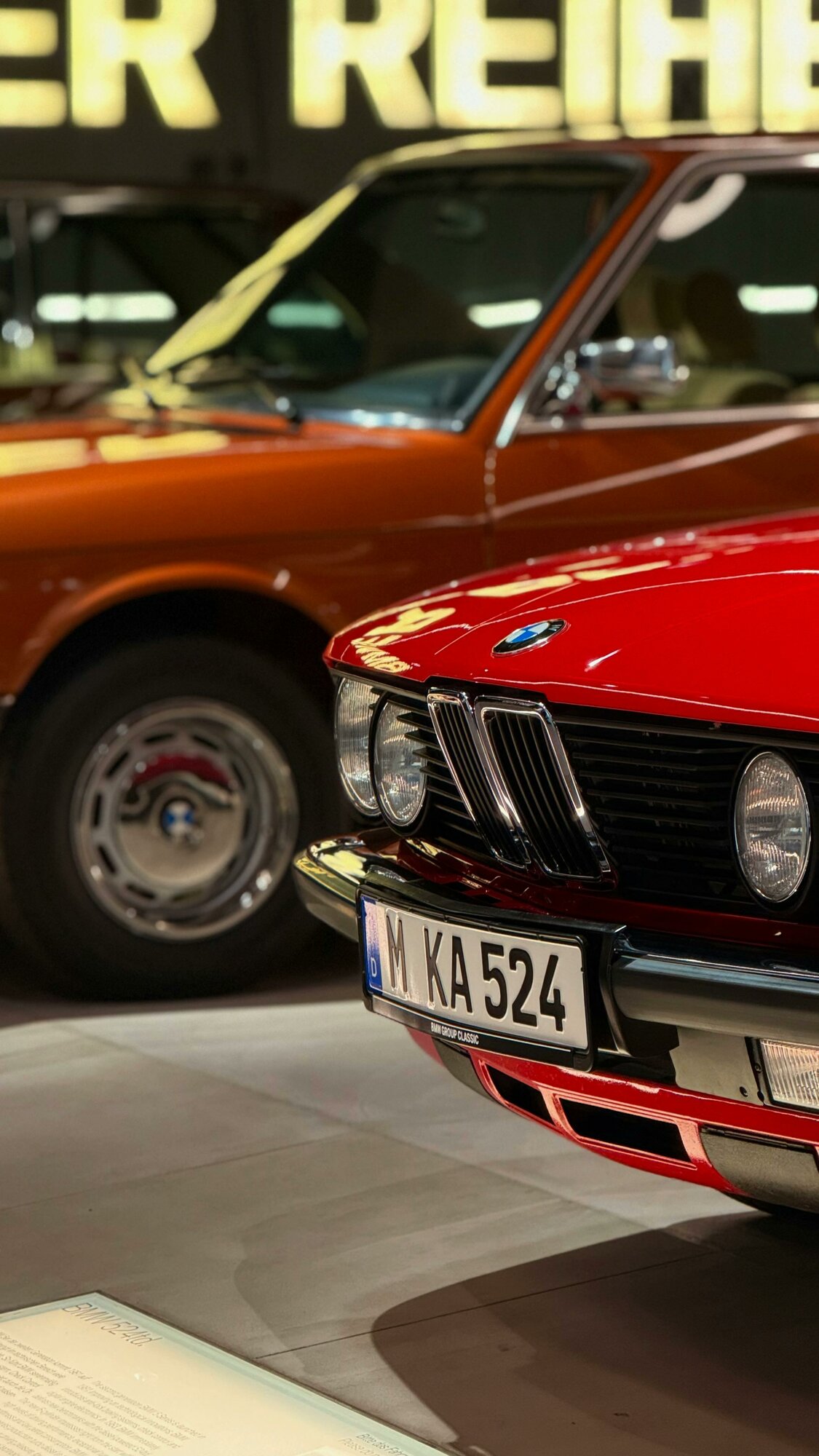 Картина на холсте 60x110 LinxOne "Автомобиль, интерьер для дома / декор на стену / дизайн