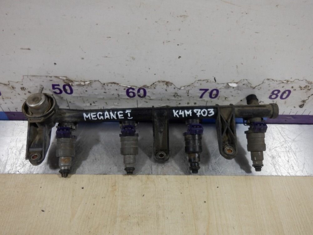 Форсунка топливная Renault Megane 7700866313