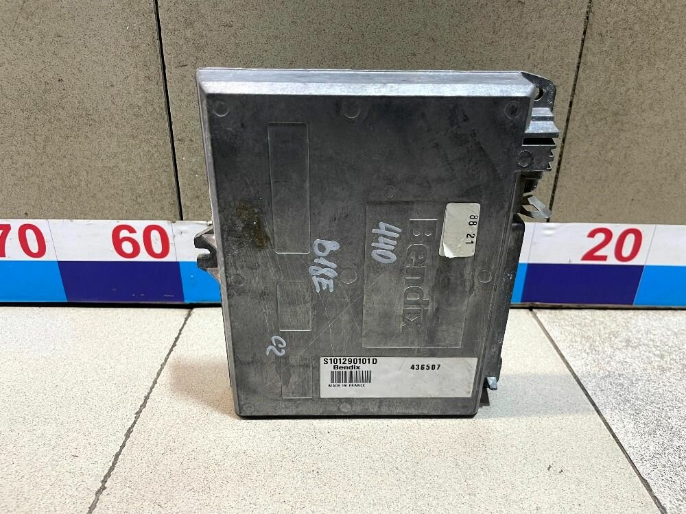 Блок управления двигателем Volvo 440 436507