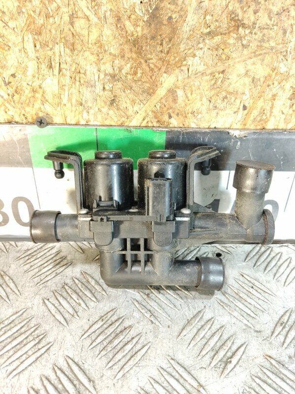 Клапан отопителя BMW 5 2009-2016 64119119164