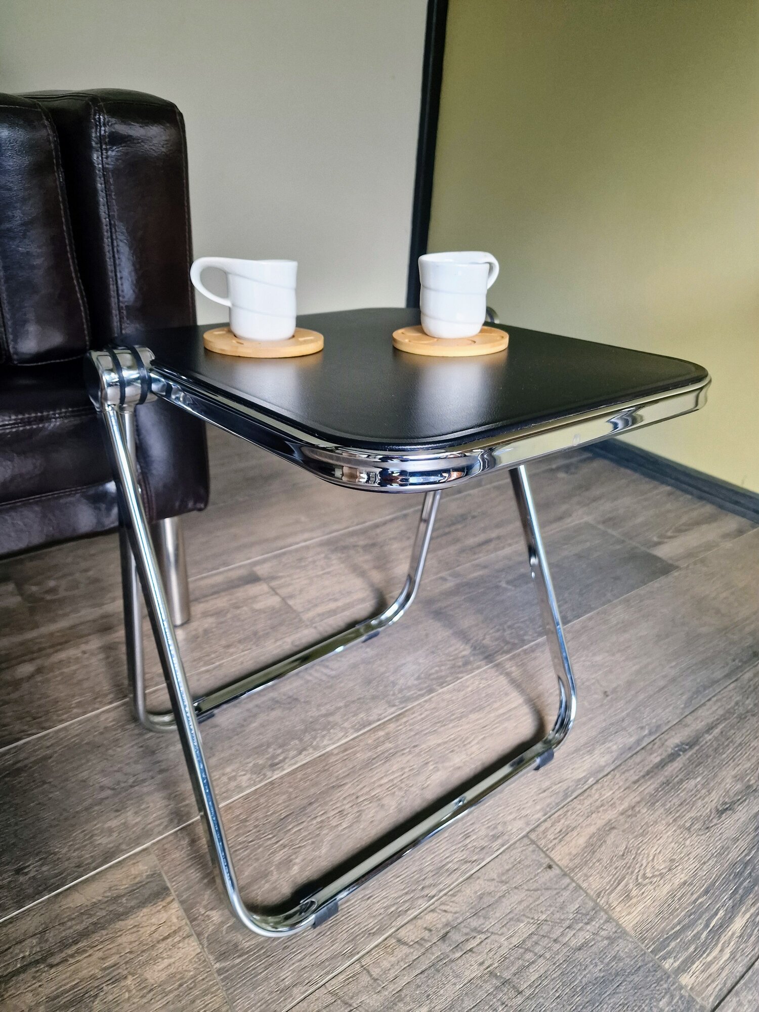 Столик Компактно Platonic, дизайнерский, металл-акрил, складной, Nordic style, черная кожа