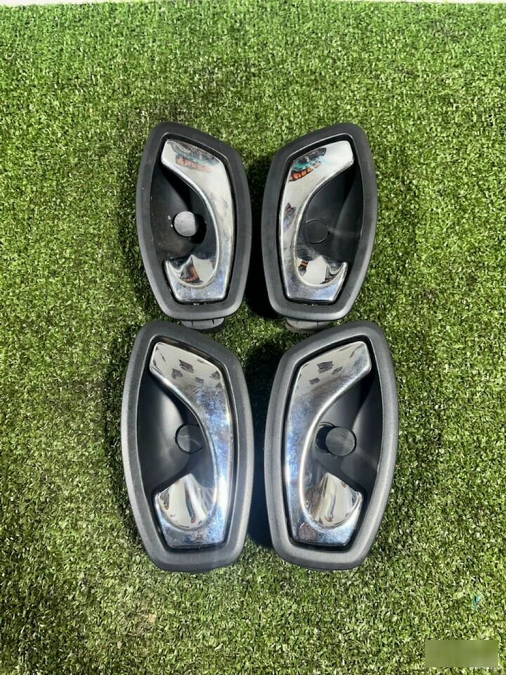 Ручка двери внутренняя Renault Megane 3 2008-2014