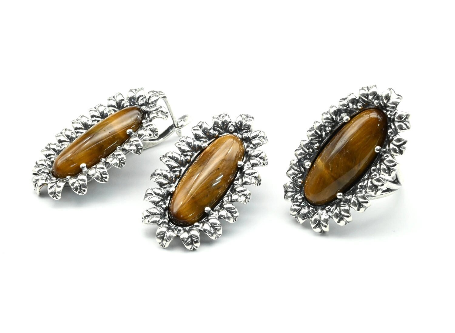 Комплект бижутерии: серьги, кольцо, тигровый глаз