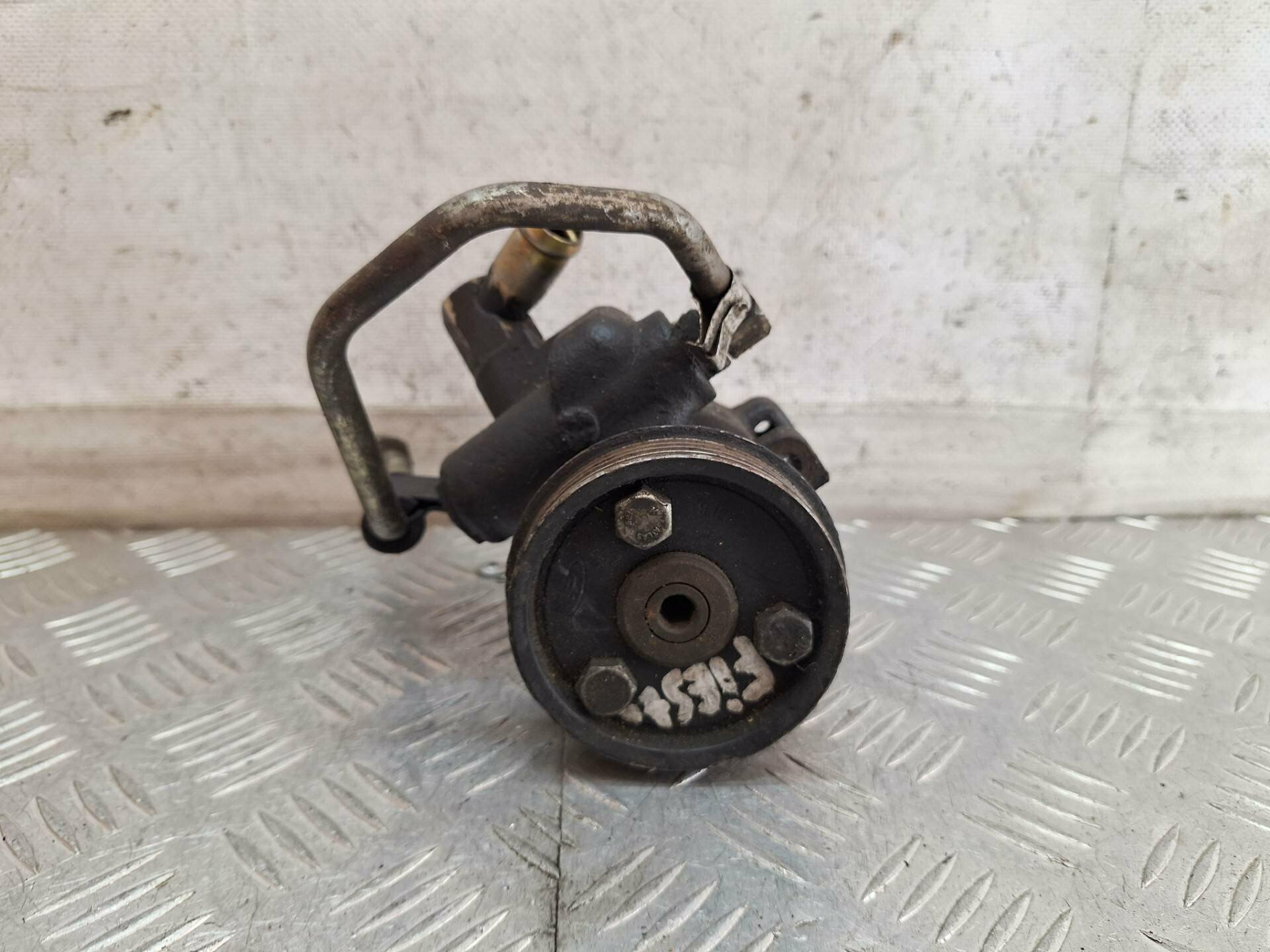 Насос гидроусилителя руля Ford Fiesta 5 (2001 - 2005) 94FF3A733AA