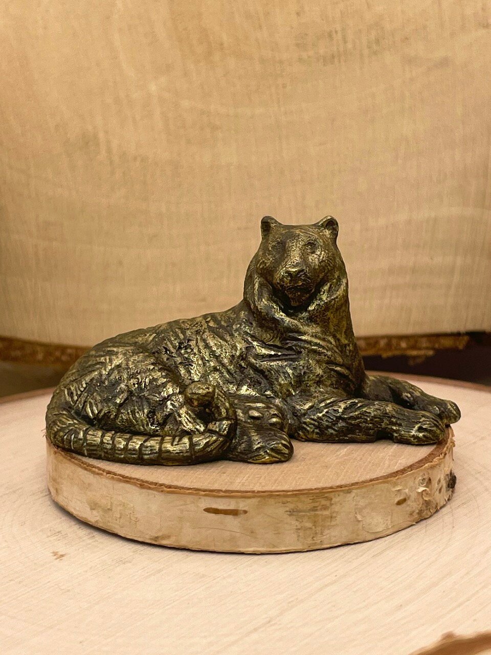 Бронзовая декоративная статуэтка Лежачий Тигр, ручная работа