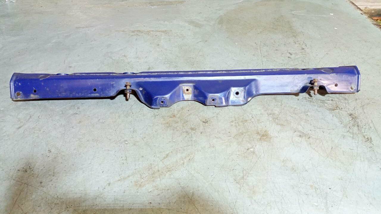 Верхняя планка замков капота Toyota Yaris XP10 2003 HFC134A