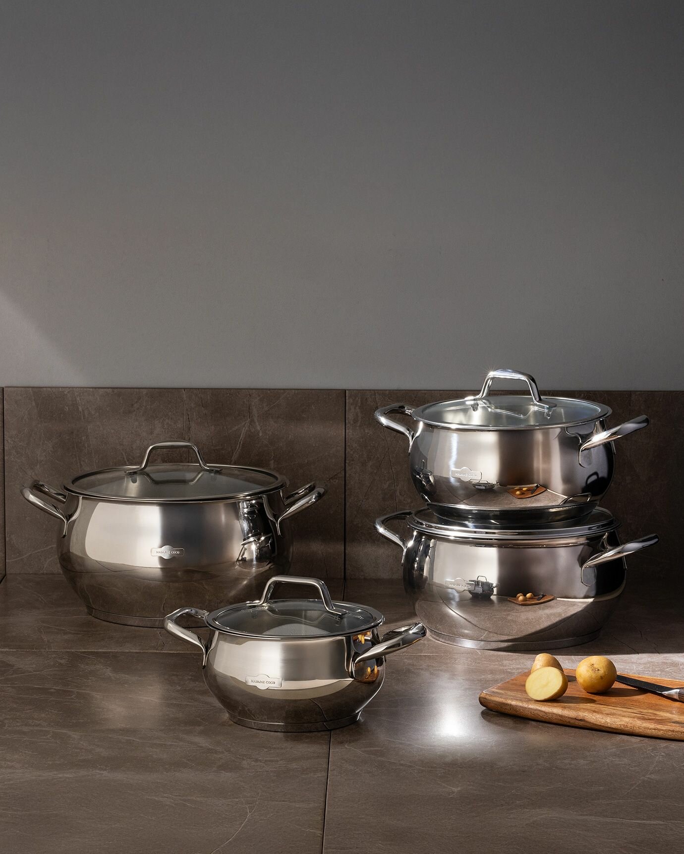 Набор кастрюль с крышками, 4 шт. Состав:100% Нержавеющая сталь. Размер:16X20X22X24CM. Цвет: Стальной/VERA