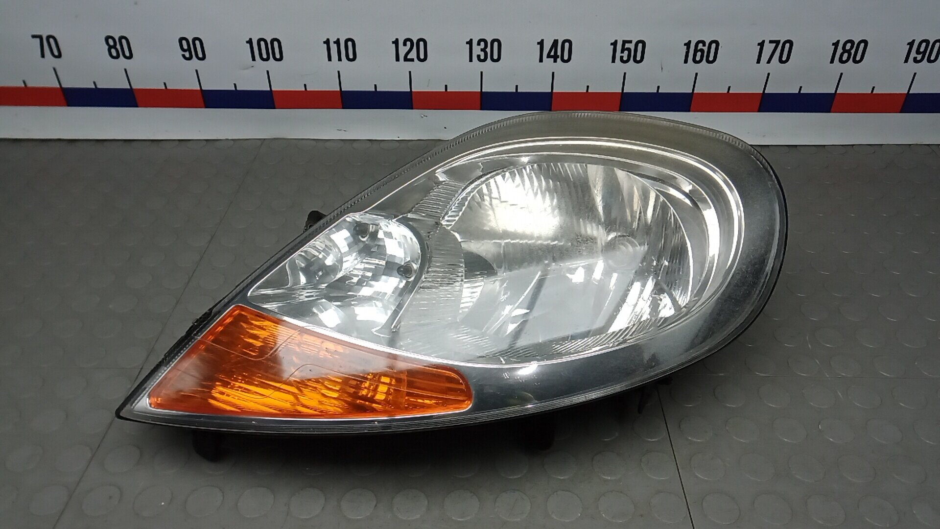 Фара левая RENAULT TRAFIC 2