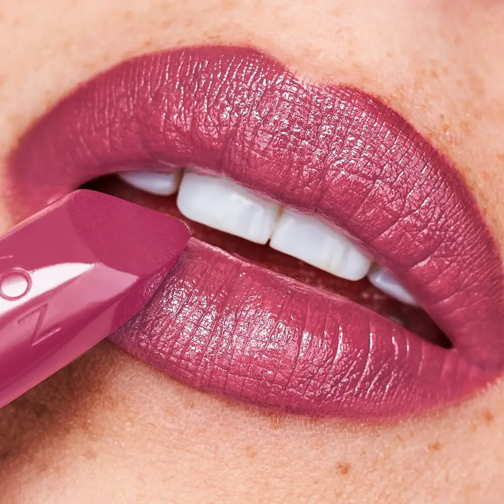 AVON Увлажняющая кремовая губная помада "Ультра" FROZEN ROZE зимняя роза