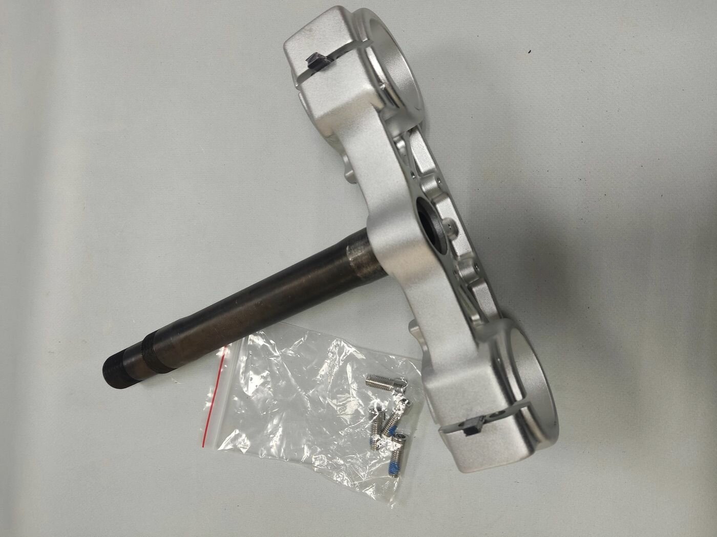 Кронштейн траверсы нижний KAYO Т4 (2022-)