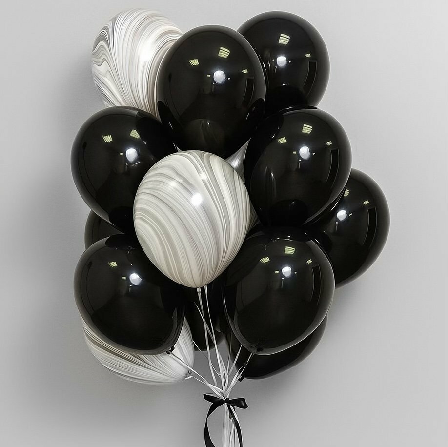 Фонтан из черных шаров агат