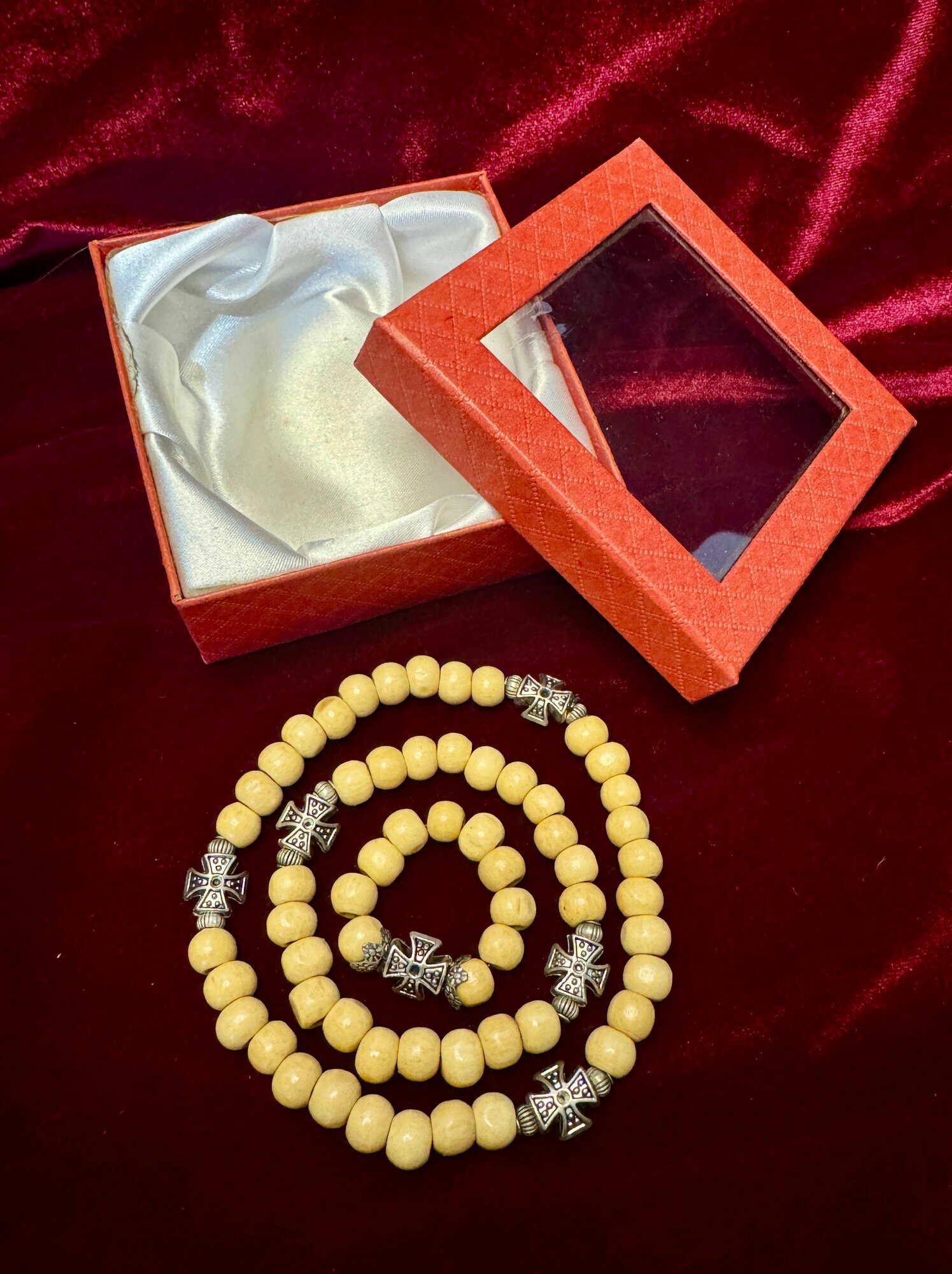 Набор деревянных четок 10, 20, 30 бусин с крестом