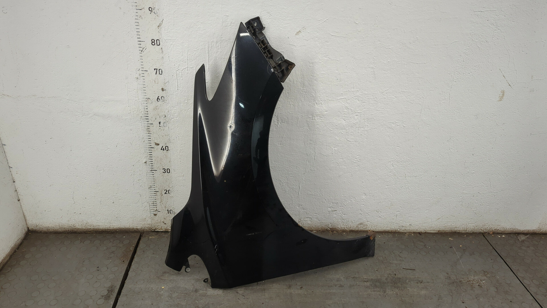 Крыло правое переднее Chevrolet Cruze Б/У