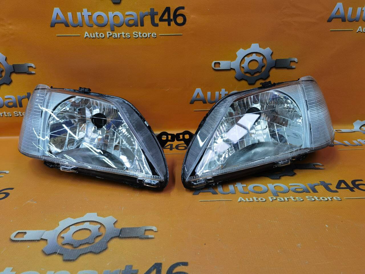 Фары передняя правая и левая Рено Логан RENAULT LOGAN 05-10.