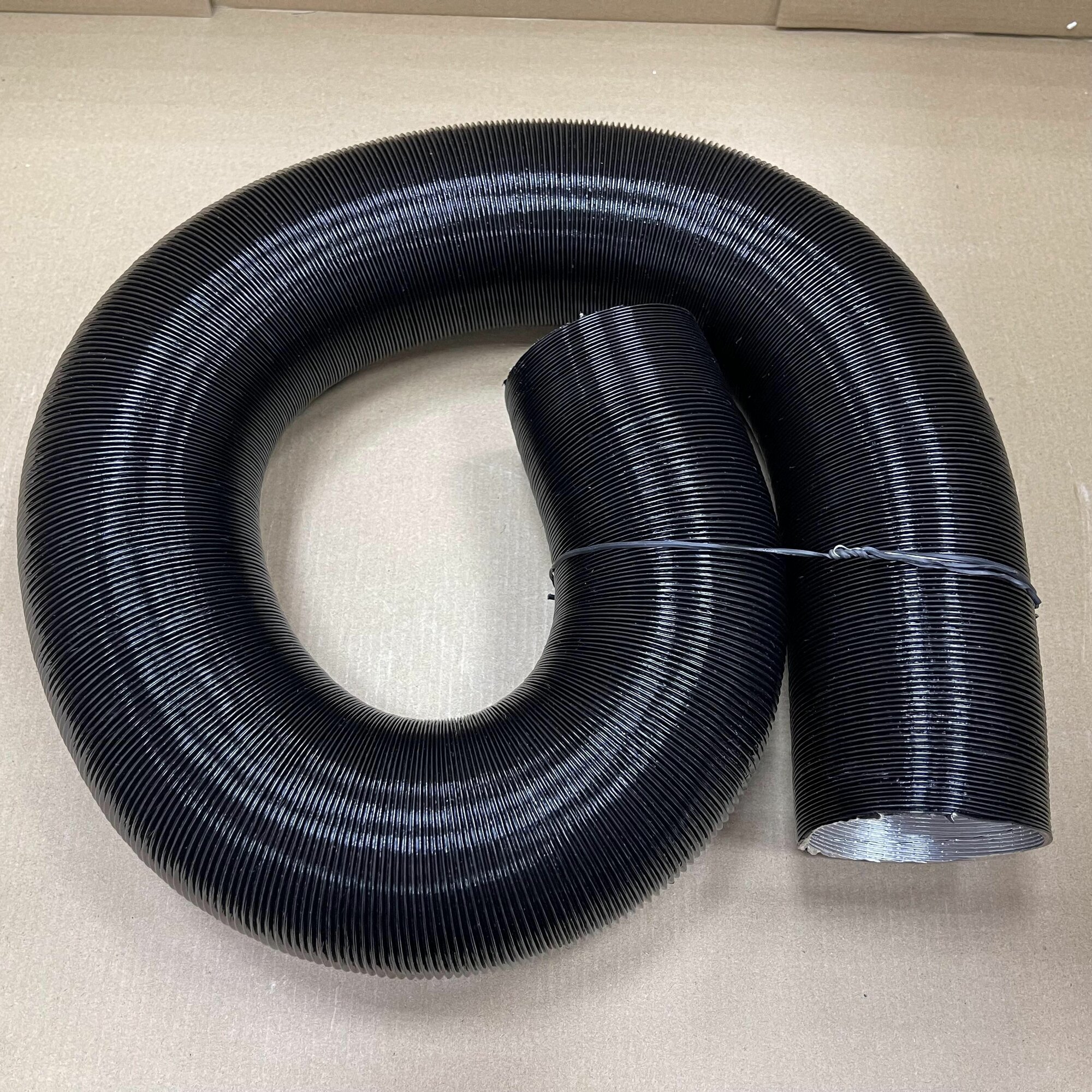 Запчасти для автономного отопителяГофра воздуховод для автономного отопителя 75мм 150см