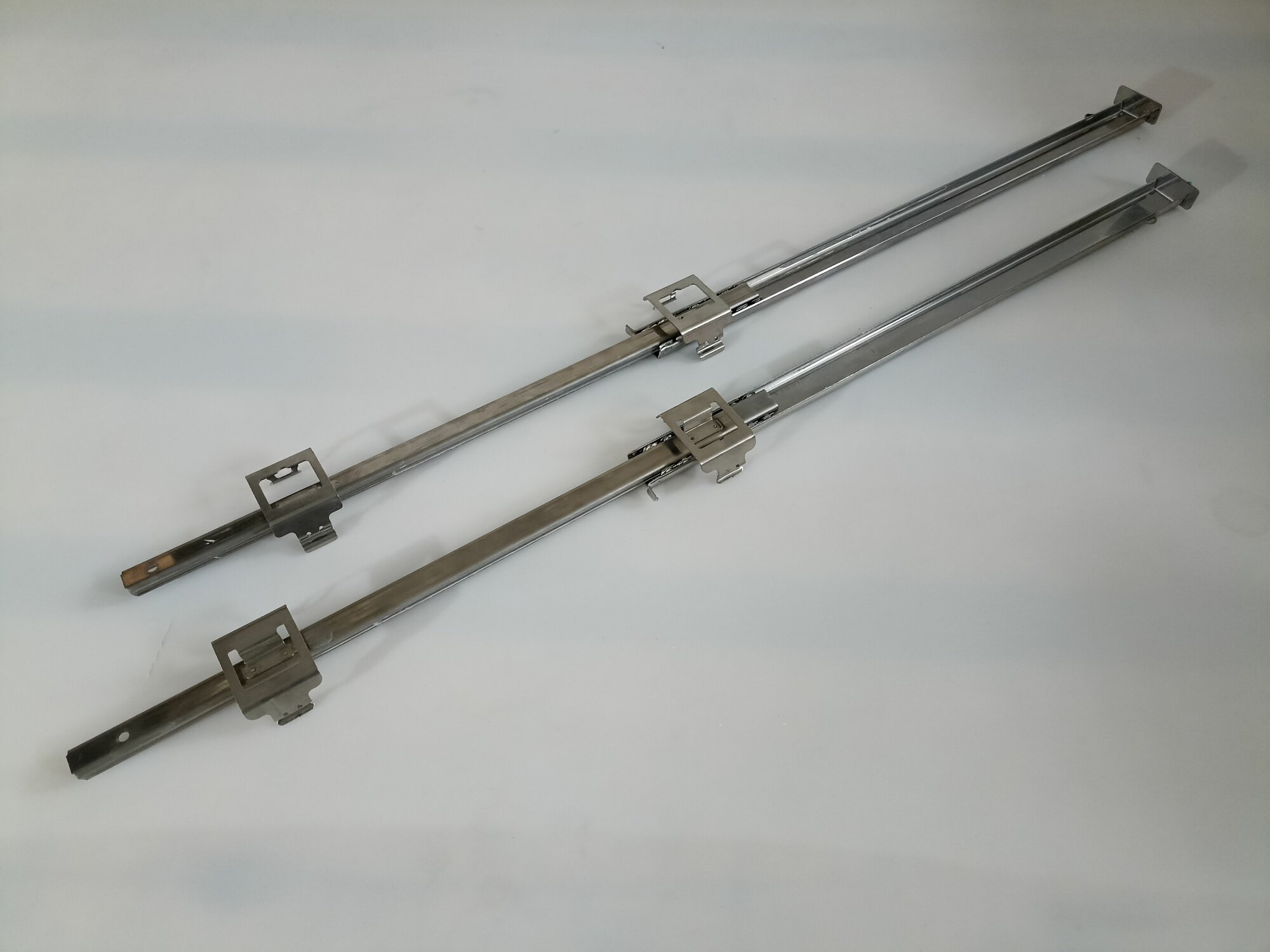 Телескопические направ. комплект, для ДШ HANSA BOEW684097