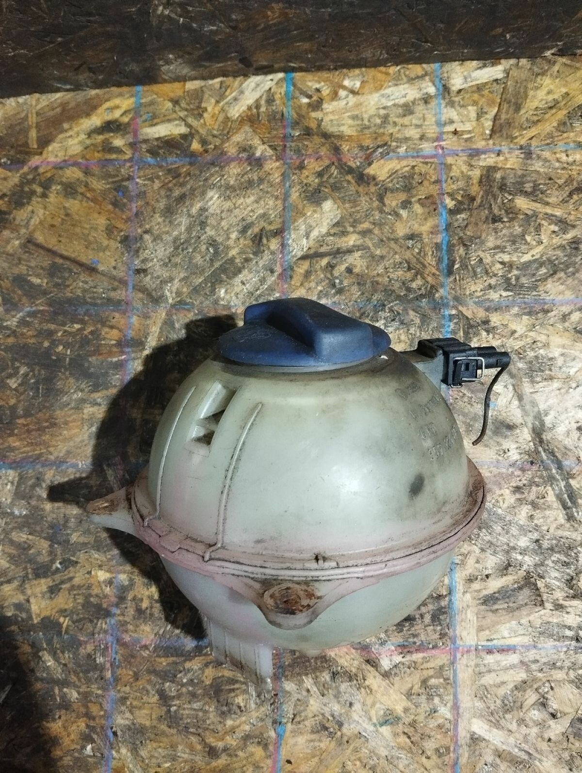 Бачок расширительный VW Passat B3 Б/У с пробегом