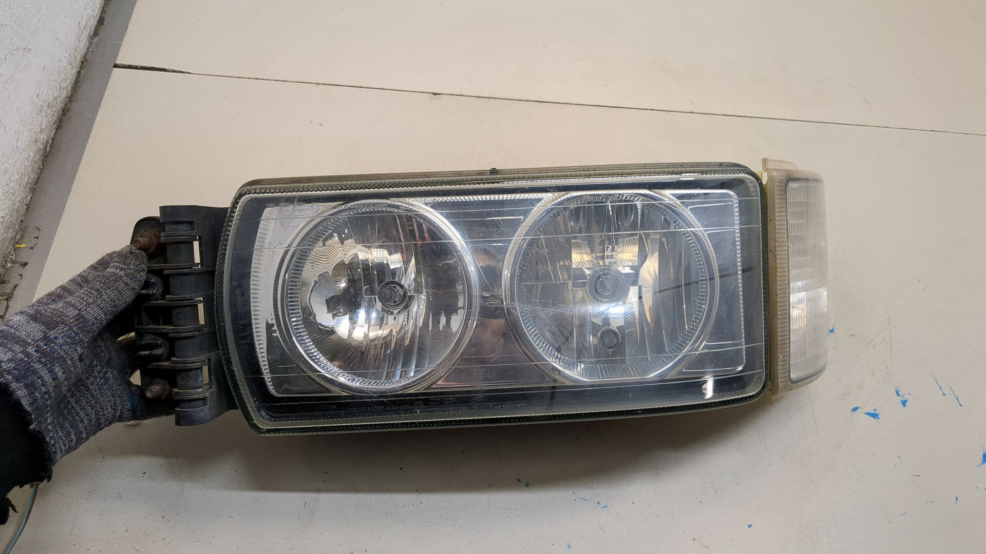 Фара (передняя) левая Iveco EuroCargo 2 Б/У