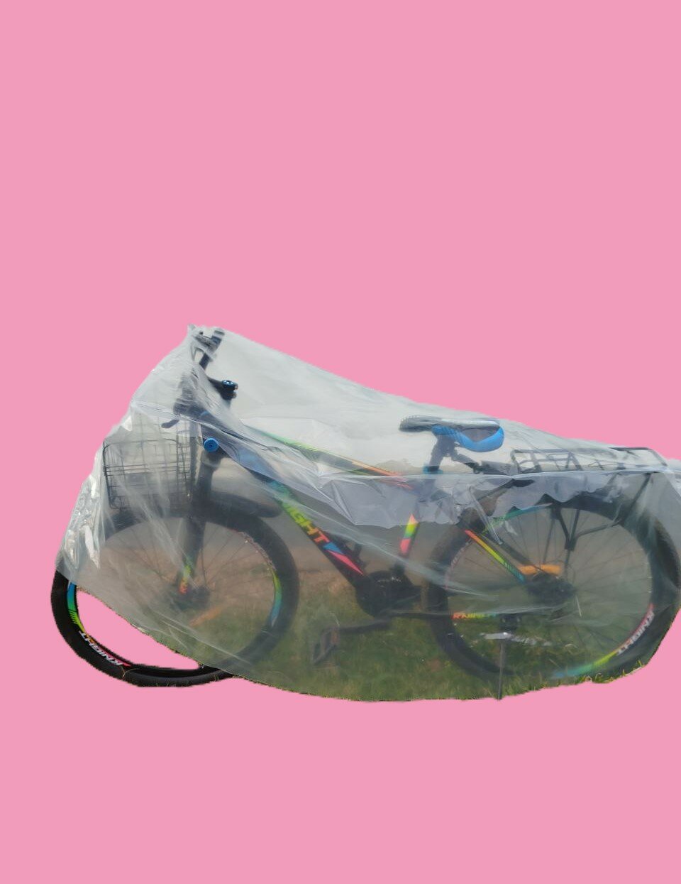 Полиэтиленовый чехол на велосипед