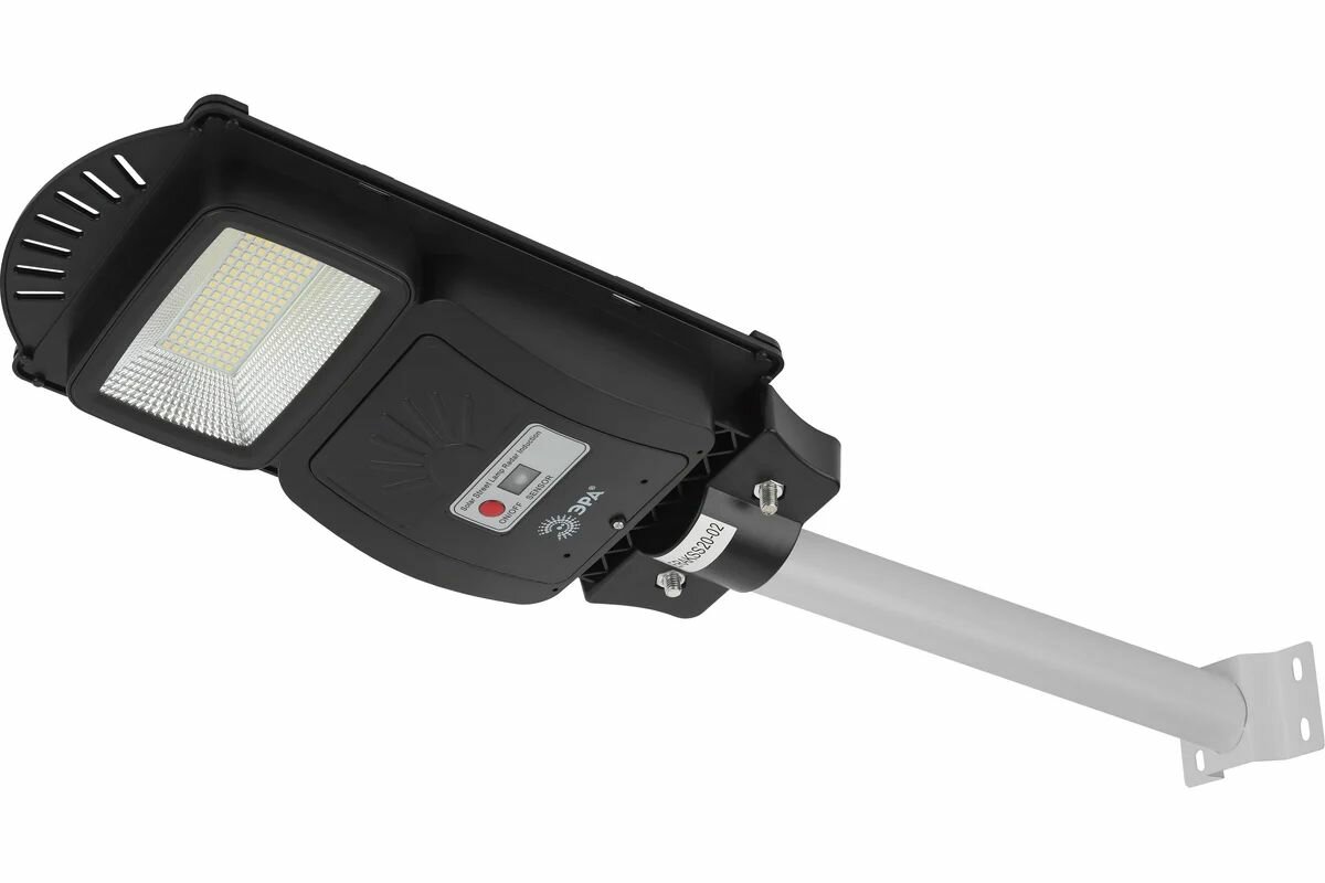 Светильник ул. консол. (LED) солн бат 20Вт 400лм 5000K IP65 с датч движ с кронштейном ЭРА