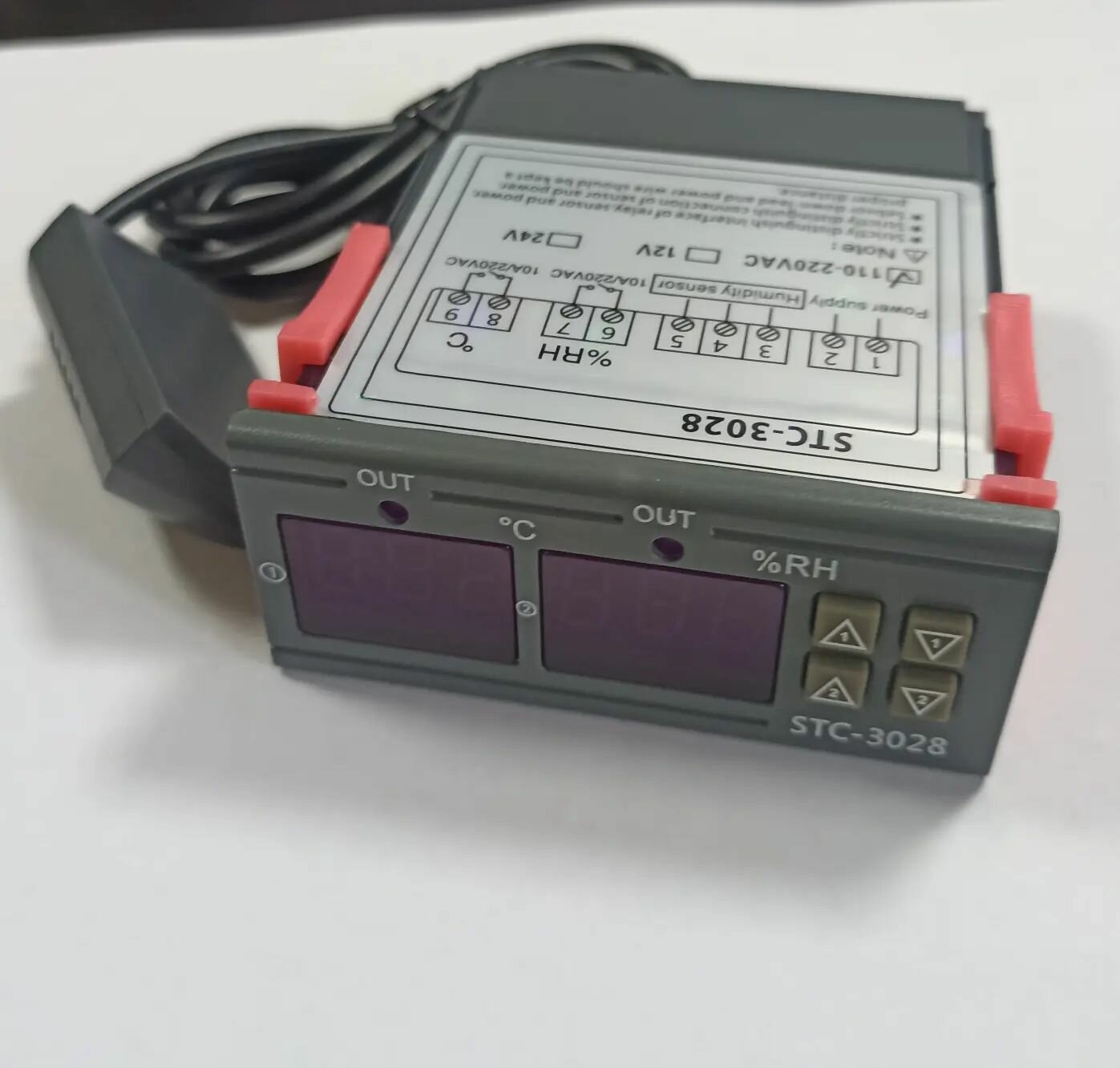 Терморегулятор термостат электронный STC-3028 контроллер температуры и влажности с датчиком для инкубатора, погреба, для конвектора, для систем антиобледенения