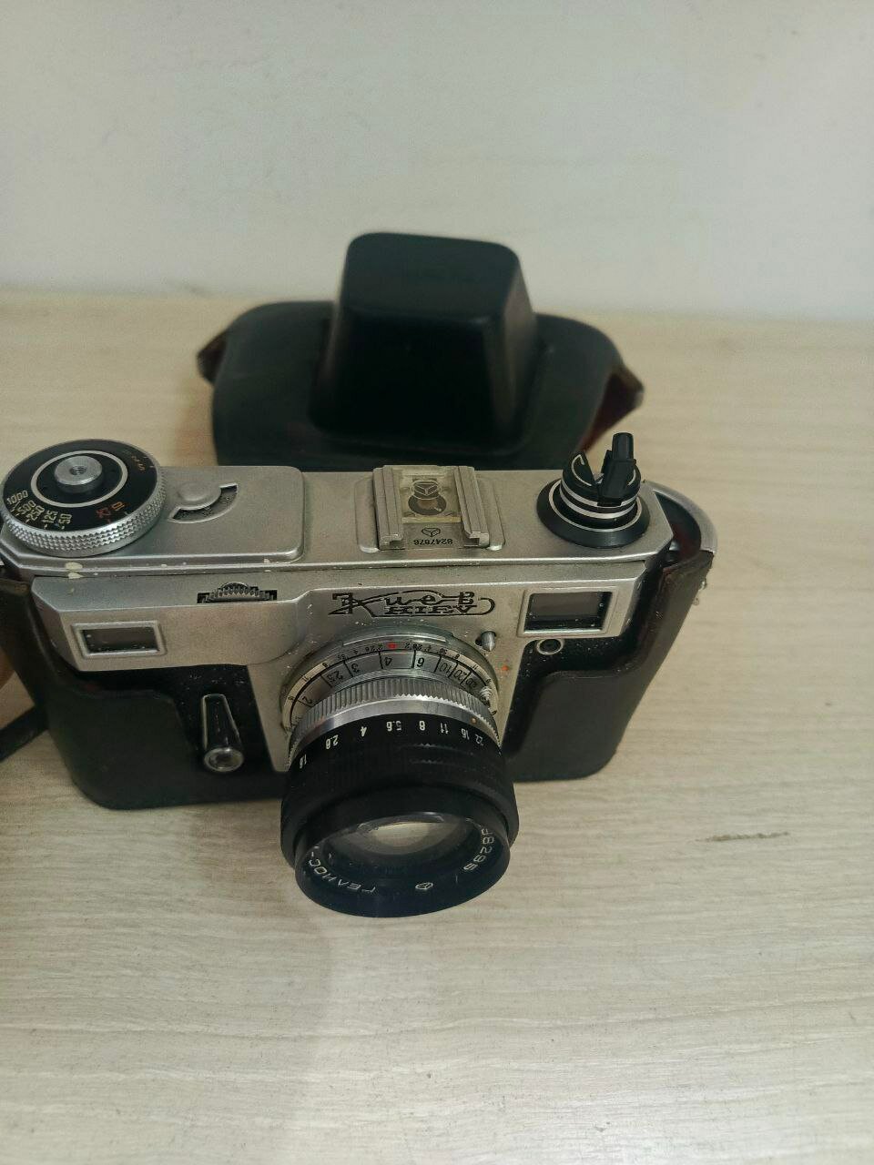 Фотоаппарат винтажный Киев 4АМ + Гелиос-103 f1.8/53mm (СССР, 1983г)