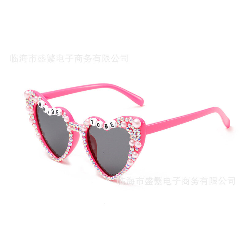 Европейские и американские новые стильные женские солнцезащитные очки в форме сердца с бриллиантами, модные солнцезащитные очки в форме сердца, стильные очки в форме сердца, цвет желе