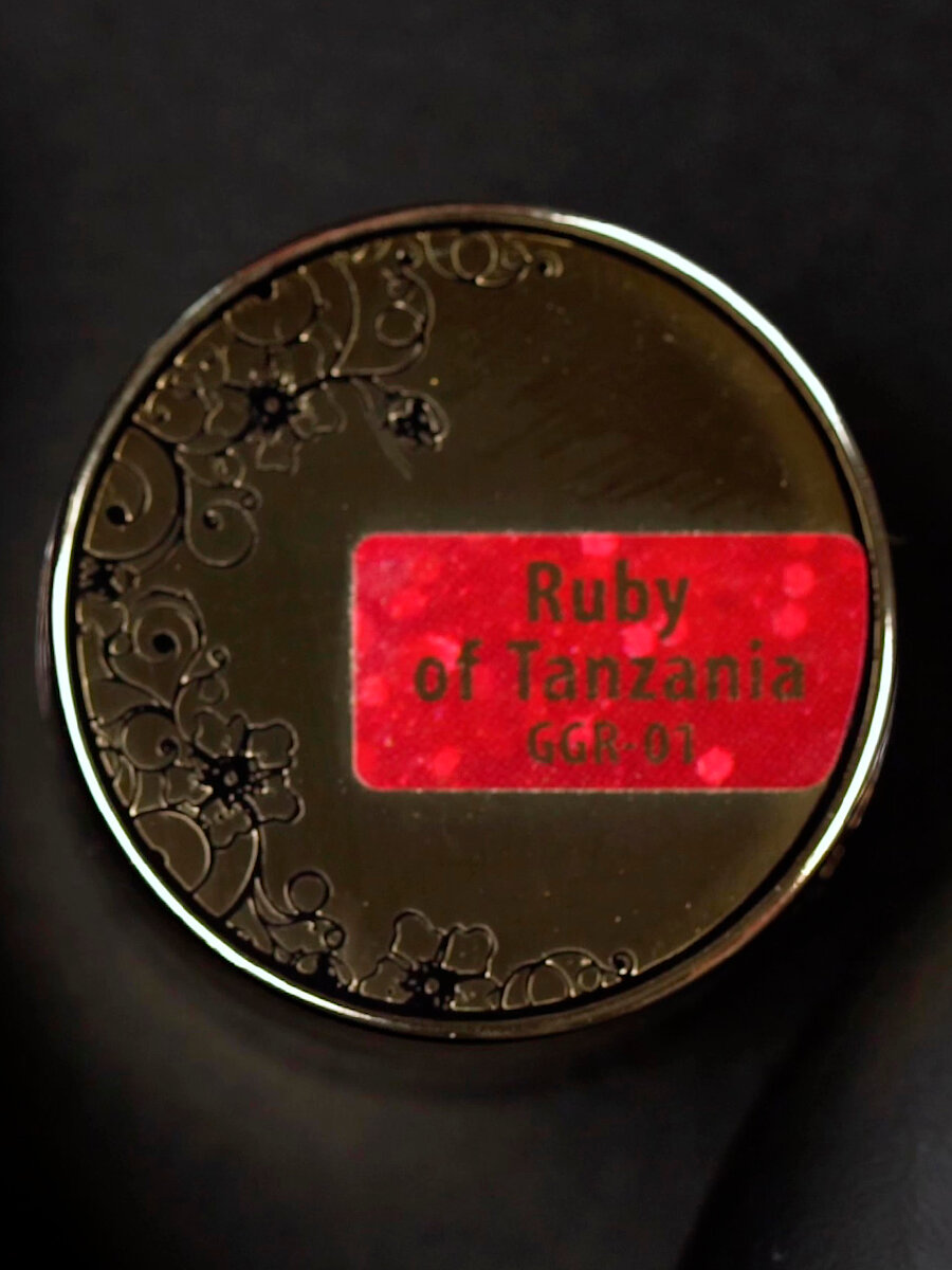 Гель-краска для ногтей с блёстками Nail Club GGR-01 Ruby of Tanzania