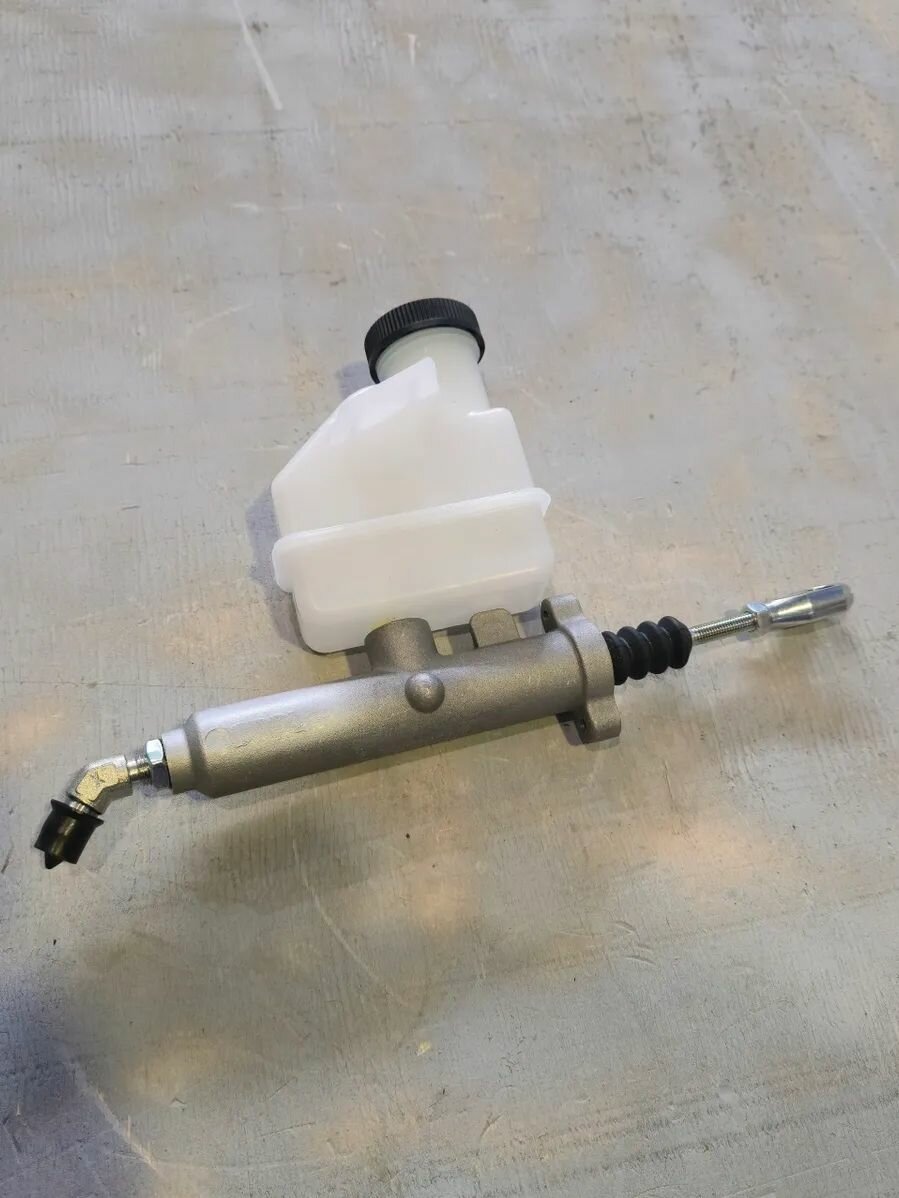 Цилиндр сцепления главный FAW J6 (АТ2068) (AVTO-TECH)