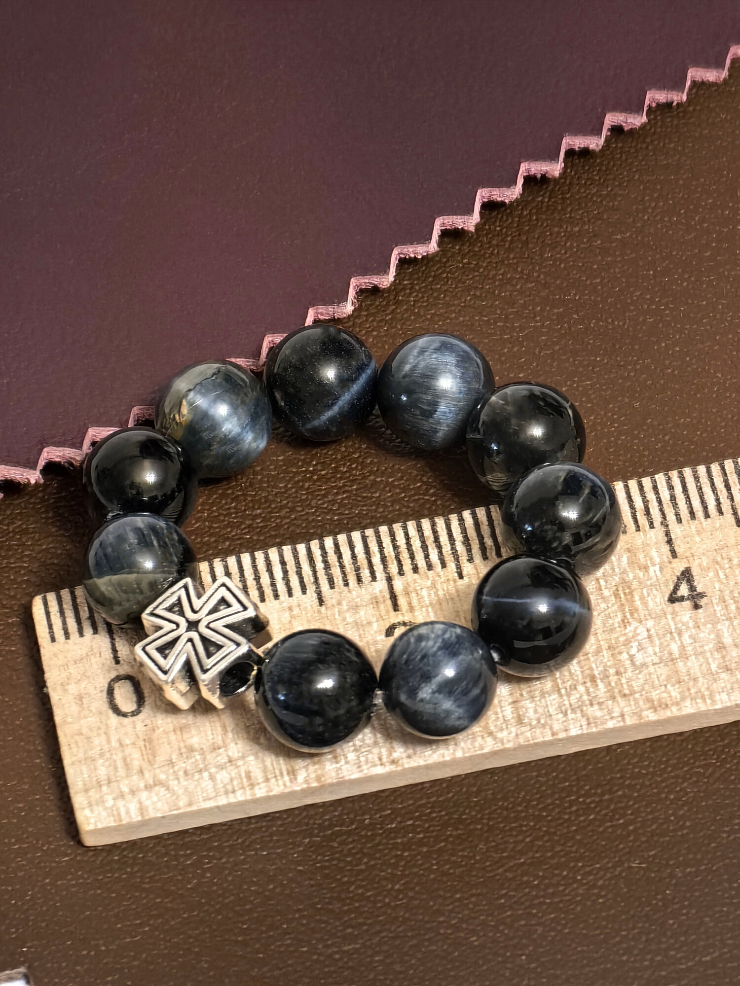 Четки перстные православные из соколиного глаза, 10 бусин, диаметр 8 мм.