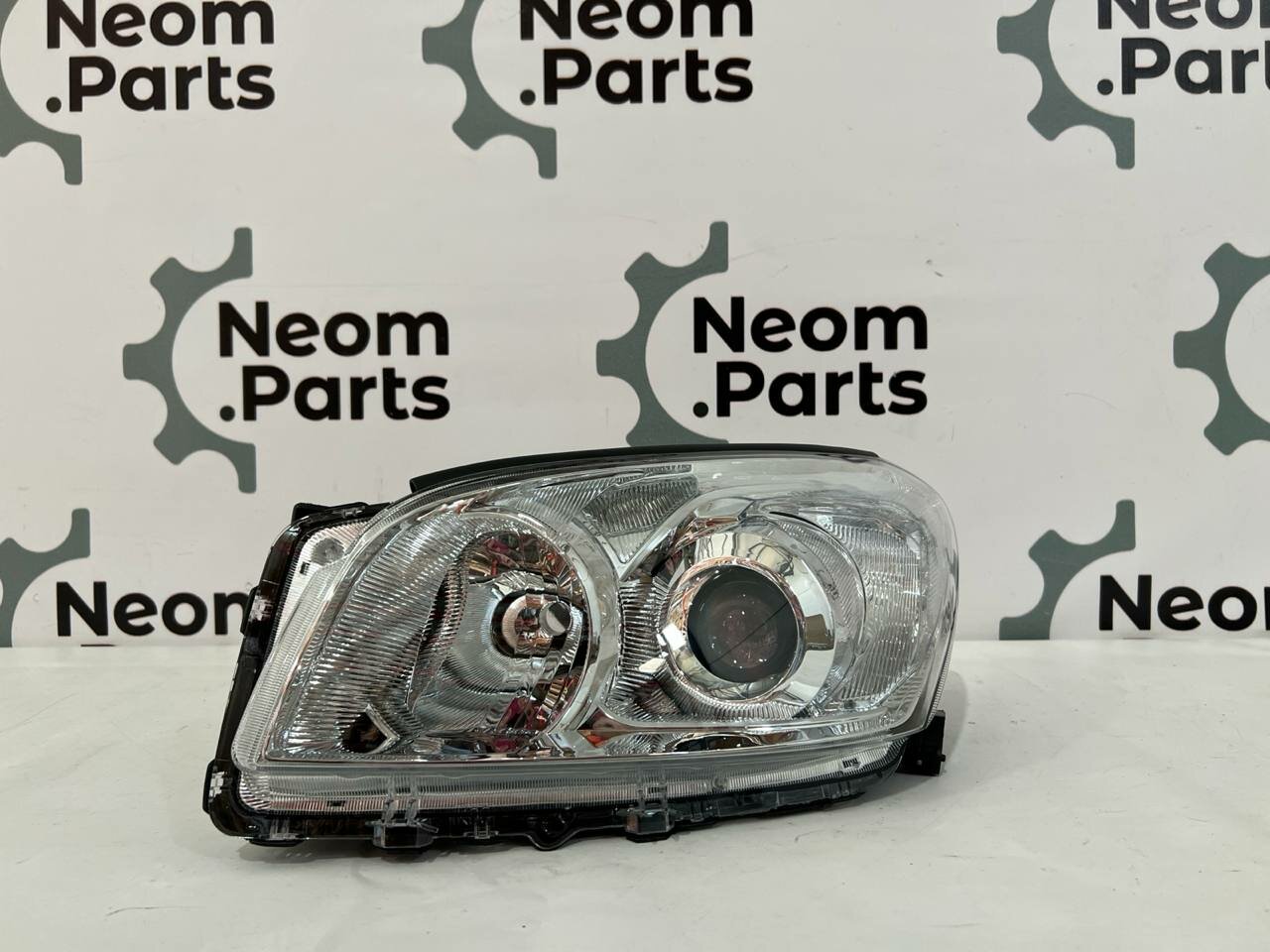 Фара левая Toyota Rav4 3 XA30 09-10