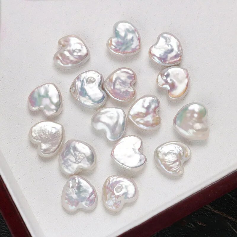 Натуральный пресноводный жемчуг в форме сердца 2 шт.