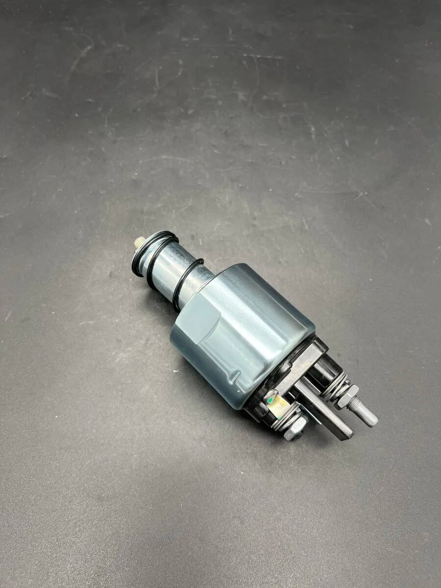 Втягивающее реле стартера Новое